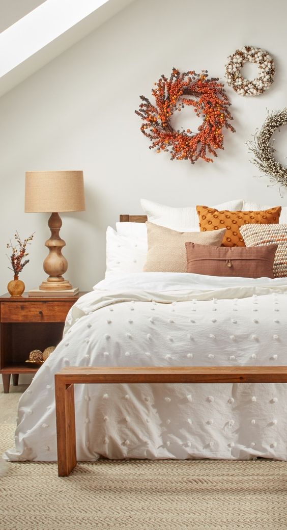 Best 38 Fall Bedroom Decor Ideas You Want To Try In 2020